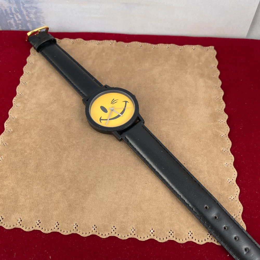 Vintage Rare Joe Boxer Smiley Face - Gem